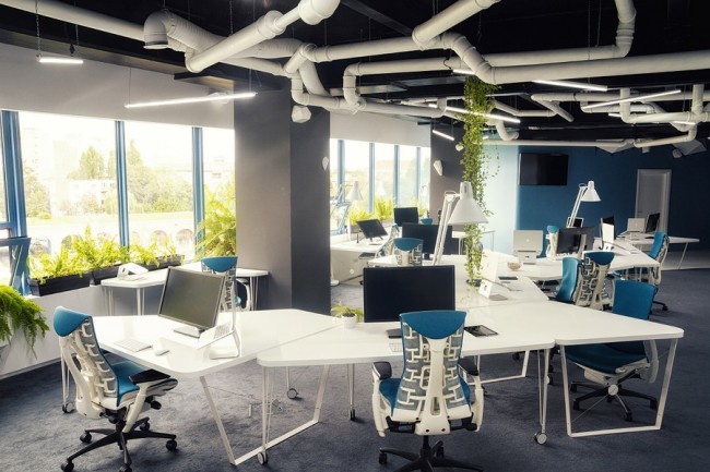 Imaginative Spaceship-Themed Office With A Touch of Sustainability ...