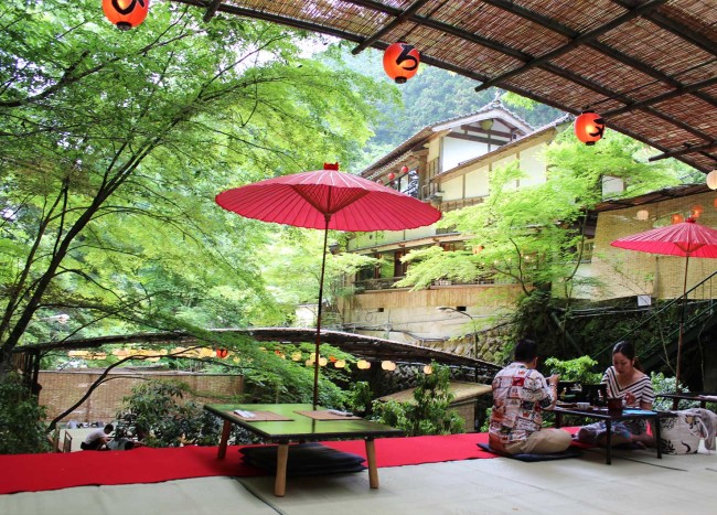 Dine Atop a Waterfall at These 'Kawadoko' Restaurants Hidden in Kyoto's ...