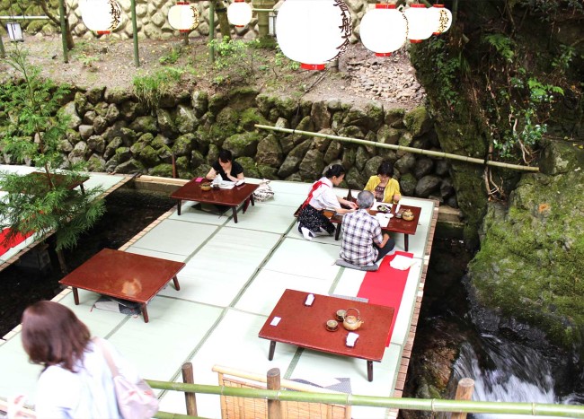 Dine Atop a Waterfall at These 'Kawadoko' Restaurants Hidden in Kyoto's ...