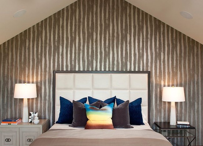 30 Bedrooms that Wow with Mismatched Nightstands