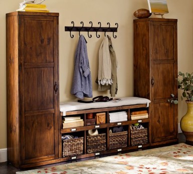 8 Welcoming Entryway Benches That Maximize Storage Space | Decoist