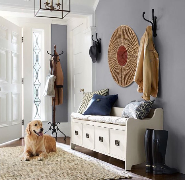 8 Welcoming Entryway Benches That Maximize Storage Space | Decoist