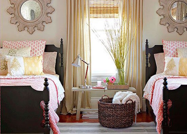 22 Guest Bedrooms With Captivating Twin Bed Designs Decoist