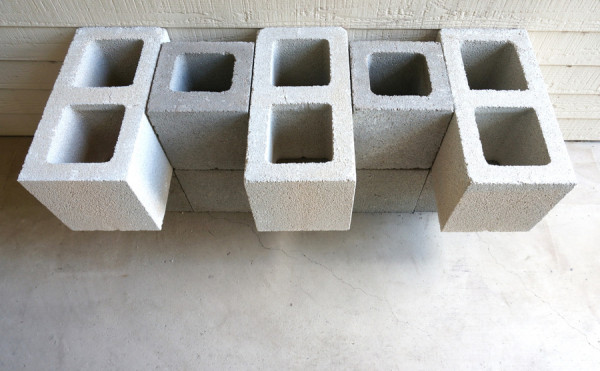 A DIY Cinder Block Succulent Wall with a Twist | Decoist