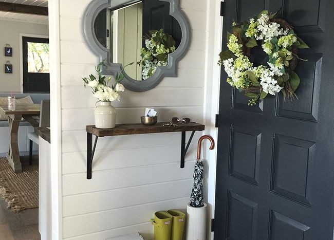 40 Entryway Mirror Ideas That Are Absolutely Captivating