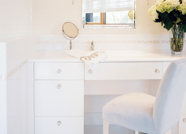 The Luxury Look of High-End Bathroom Vanities | Decoist
