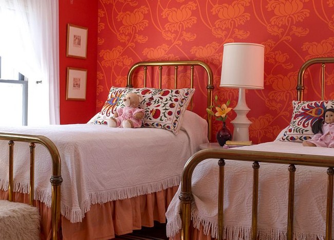 Fiery and Fascinating: 25 Kids' Bedrooms Wrapped in Shades of Red | Decoist