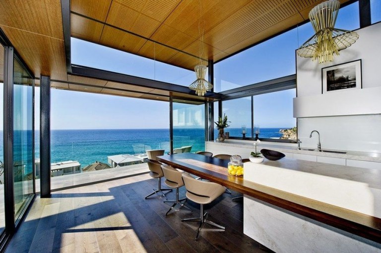 Visual Treat: 20 Captivating Kitchens with an Ocean View | Decoist