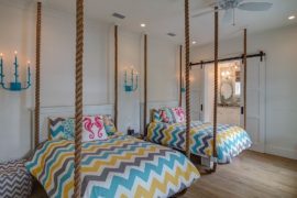 27 Creative Kids’ Rooms with Space-Savvy Sliding Barn Doors | Decoist