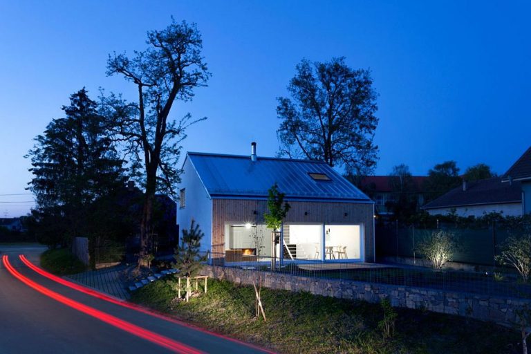 Space-Savvy Home in Slovakia Cleverly Utilizes Its Mezzanine Level ...