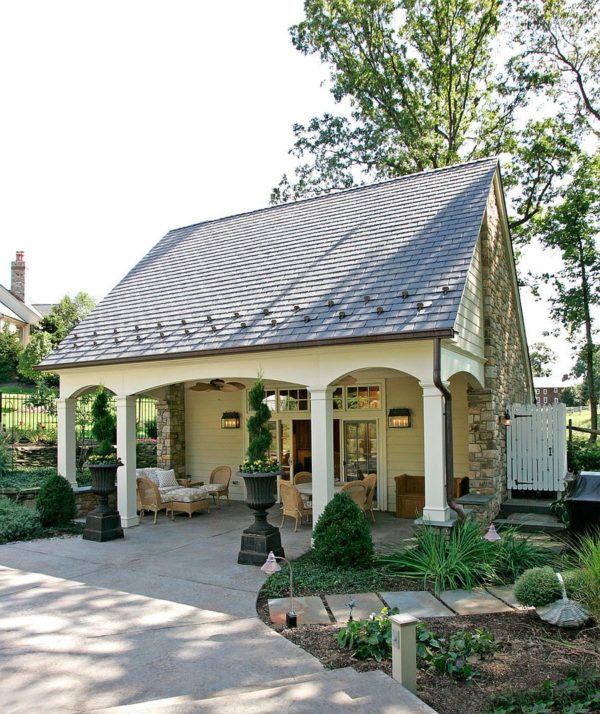 41 Pool House Designs To Complete Your Dream Backyard Retreat