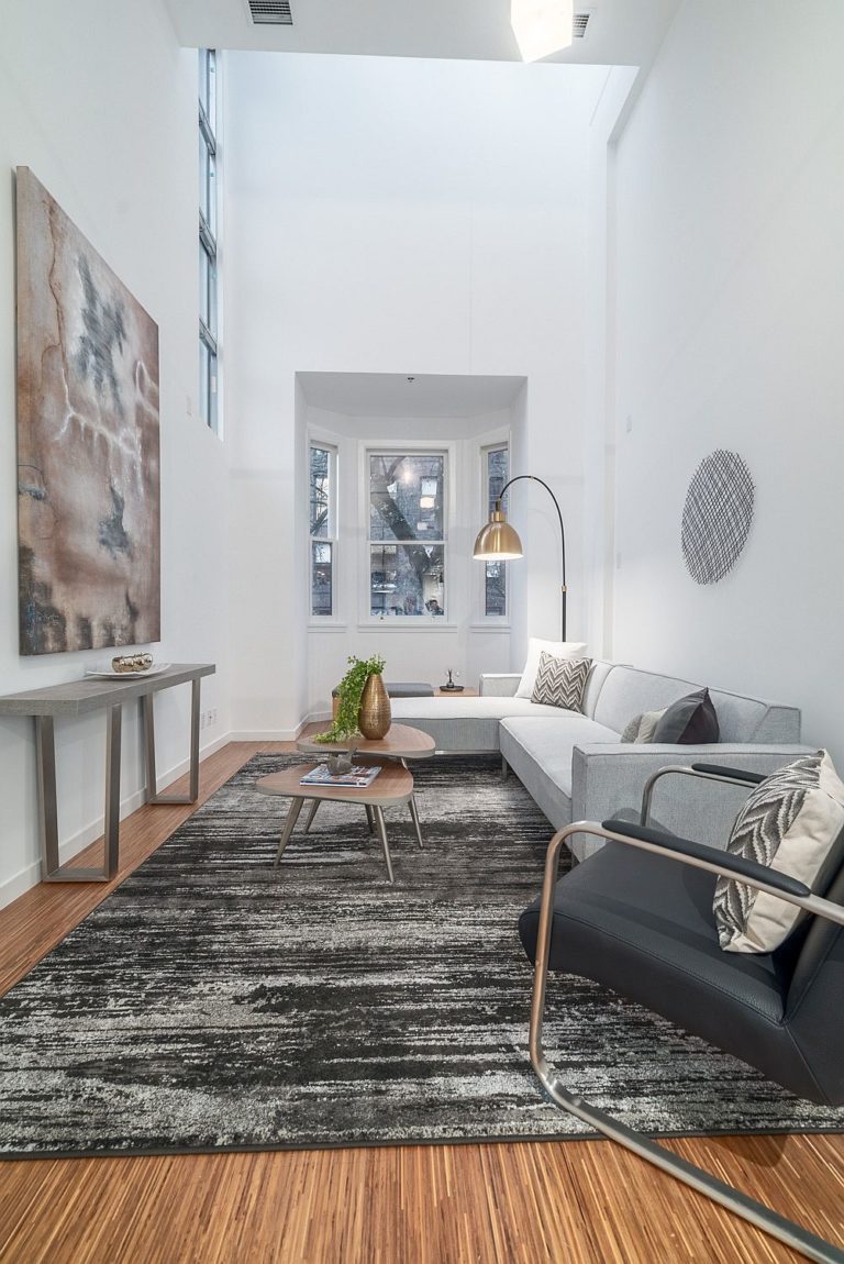 Historic Bay-Windows Become a Part of this Polished Vancouver Loft ...