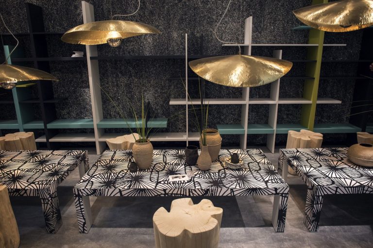 From Vases to Wall Clocks: 25 Ways to Fashion a Curated Collection Display