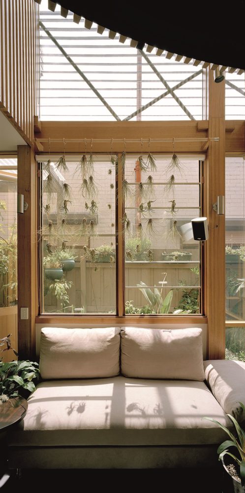 Contemporary Green House in Melbourne Also Ushers in Sustainable Style ...