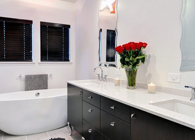 51 Gorgeous Black Vanity Ideas for a Stylishly Unique Bathroom