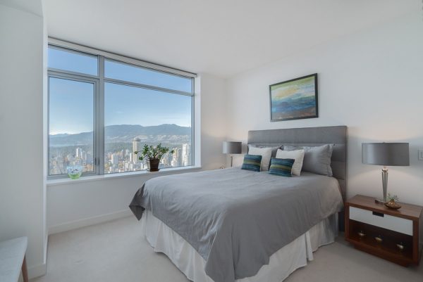Dreamy Sunsets, Ocean Views and Urban Luxury: 36th floor Vancouver ...