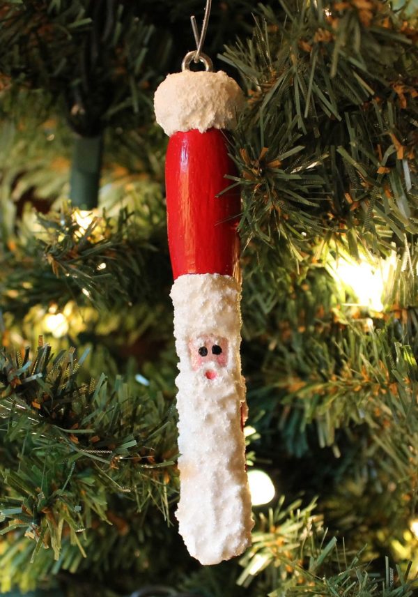 10 Easy DIY Santa Crafts & Ornament Ideas for Christmas