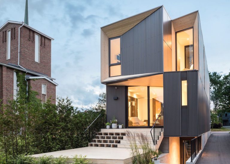 This Exclusive Suburban House in Toronto is All About Geometric ...