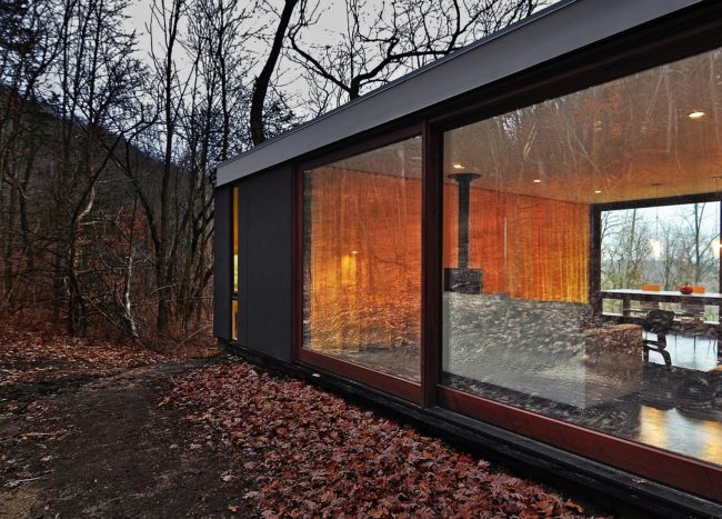 Stacked Cabin: Re-Imagining the Classic Cabin Vertically with Modern ...