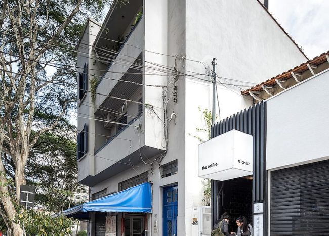 Japanese Minimalism and Smart Functionality Shape Ultra-Tiny Coffee ...