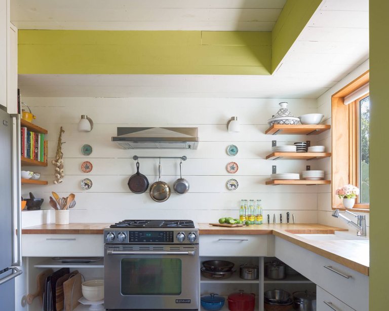 25 Small Eclectic Kitchens Full of Color and Personality | Decoist