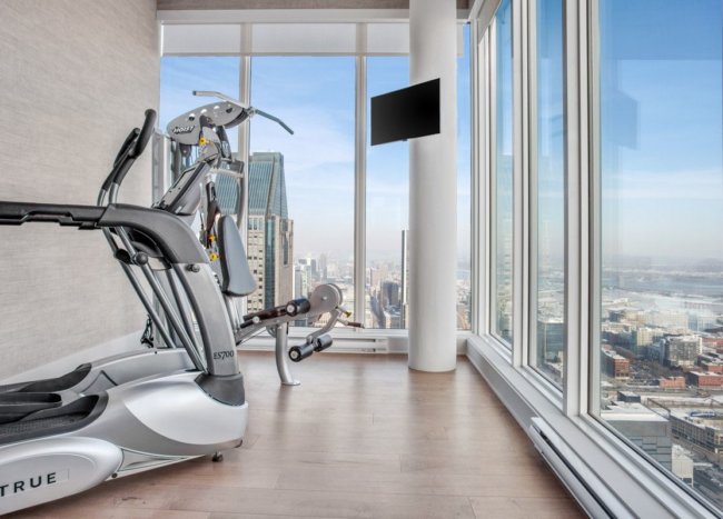 Blijf fit binnenshuis: hoe creëer je de perfecte kleine thuisgym | St ...