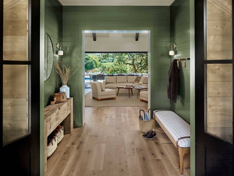 Welcome with Color: Green Entryway Ideas for a More Refreshing Home ...