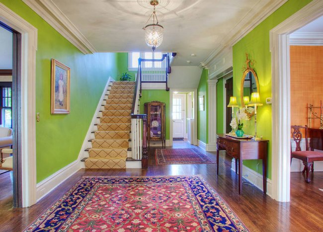 Welcome with Color: Green Entryway Ideas for a More Refreshing Home ...