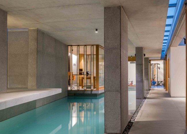 Underground Pool and Spa Bring Luxury to this Lavish Contemporary Home ...