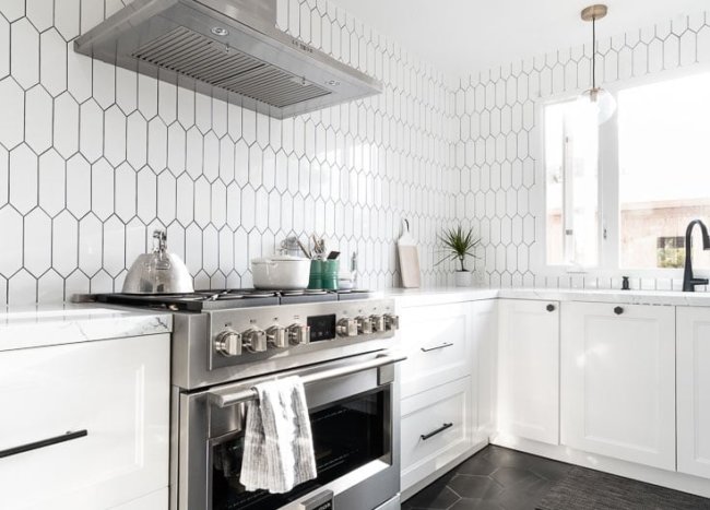 The Top Trends in Kitchen Floor Tiles - Decorizer