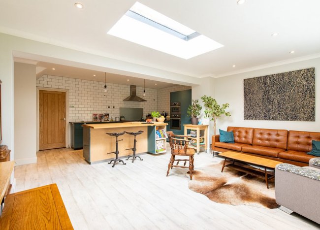 How to Create a Peaceful and Stress-free Living Room - Decorizer