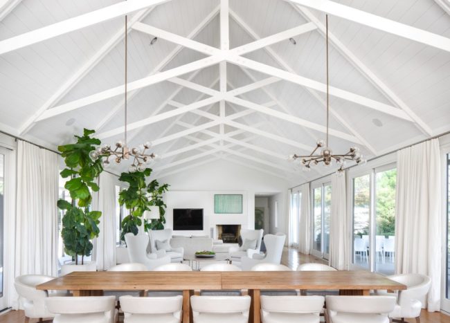 16 Cathedral and Vaulted Ceilings that Make a Statement - Decorizer
