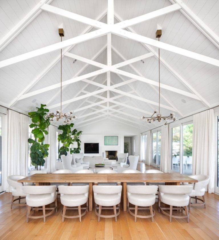 16 Cathedral and Vaulted Ceilings that Make a Statement | Decoist