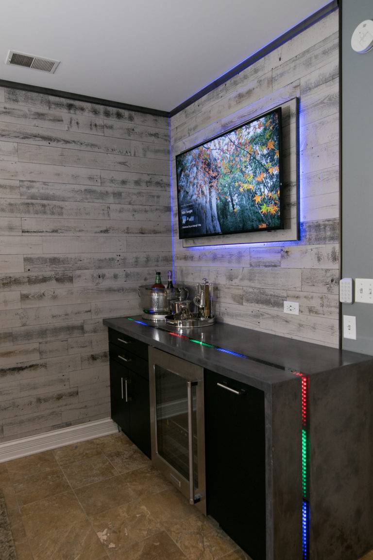 Luxurious Waterfall Countertop Ideas that Set the Standards | Decoist