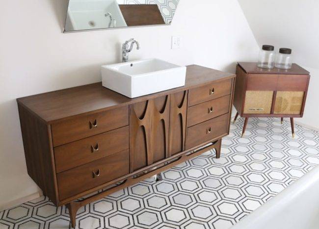 15 Amazing Midcentury Modern Bathroom Ideas - Decorizer 15 Amazing Midcentury Modern Bathroom Ideas - Decorizer