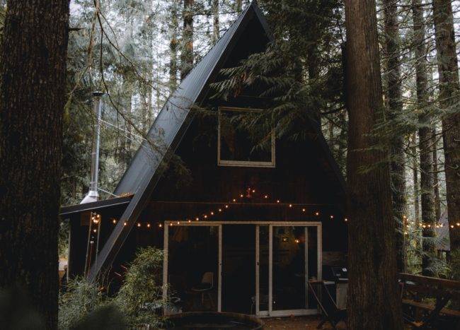 19 Stunning Black Houses to Inspire Your Home Design | Decoist