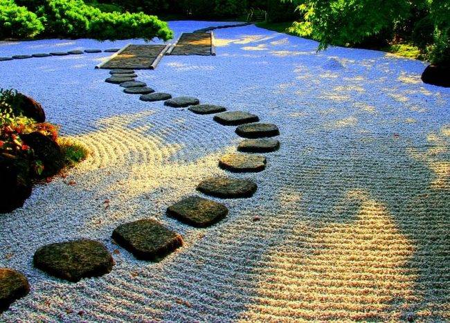 Peaceful Zen Garden Ideas To Add Calm To Your Backyard | Decoist