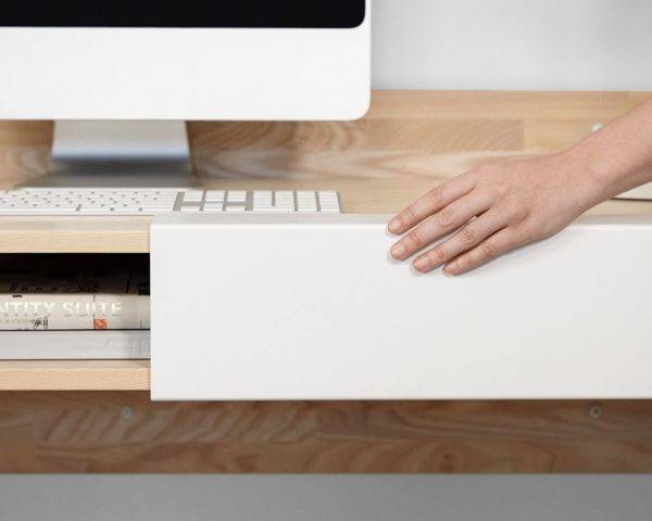Minimal Floating Desks Perfect for the Small Modern Home Office | Decoist