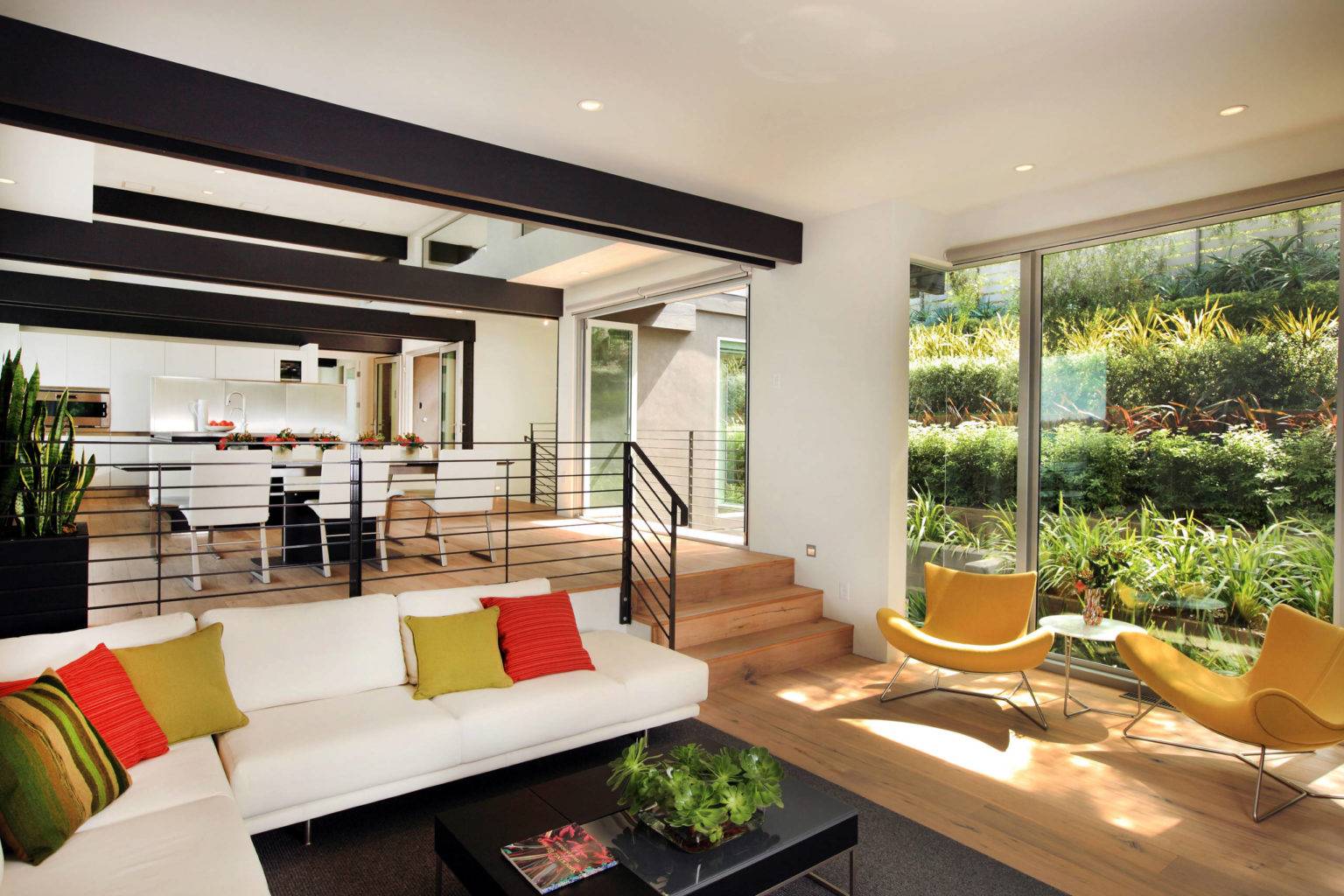 Modern Sunken Living Room: Exploring the Pros and Cons of a Recessed ...