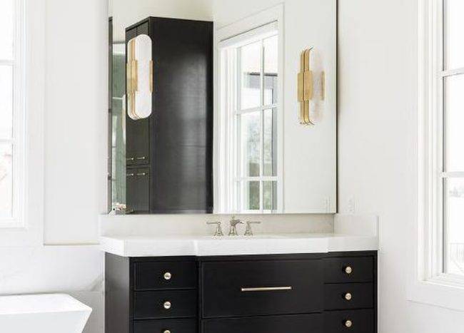 51 Gorgeous Black Vanity Ideas for a Stylishly Unique Bathroom