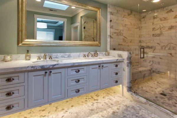 50 Bathroom Lighting Ideas to Brighten Your Space | Decoist