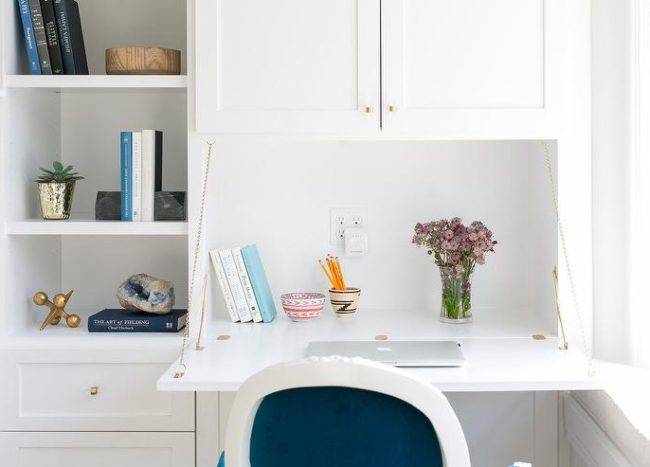 42 Space-Saving Fold Down Desks To Maximize Productivity