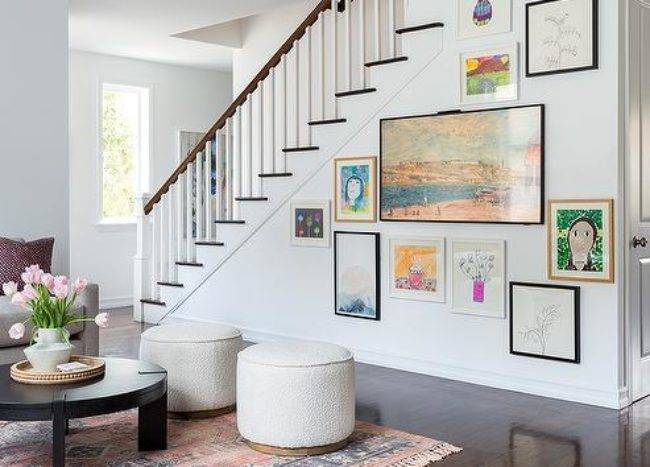 Top 35 Wall Photo Collage Ideas to Transform Your Space | Decoist