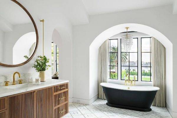 Freestanding Bathtub Design Ideas That Will Work In Any Bathroom [14 ...
