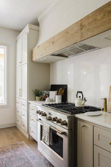 Range Hood Ideas to Fit In With Any Kitchen Design Style | Decoist