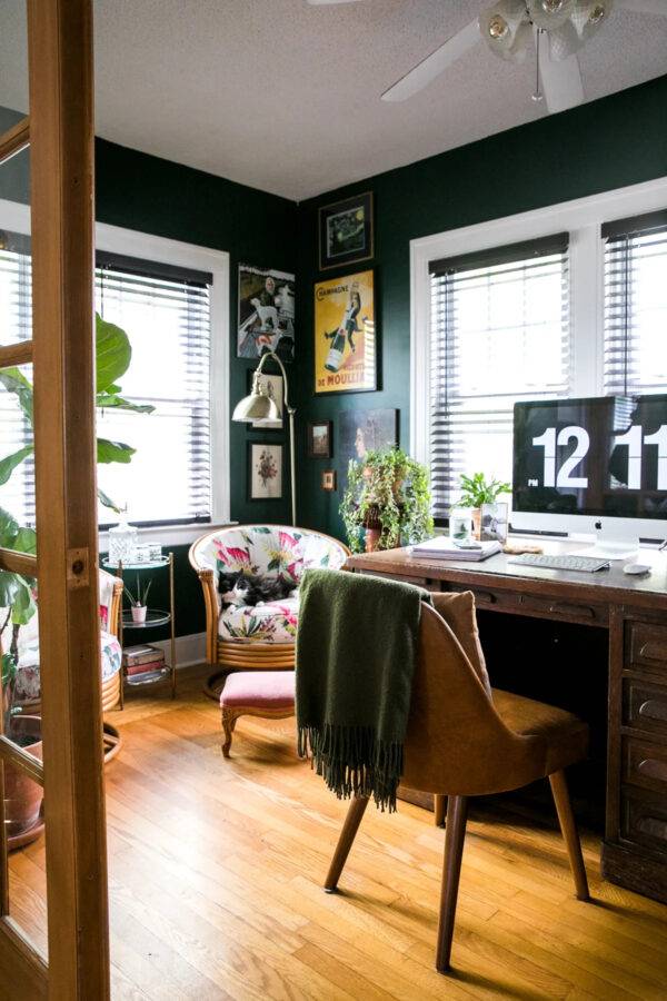 How to Use Statement Pieces Without Overwhelming Your Decor | Decoist