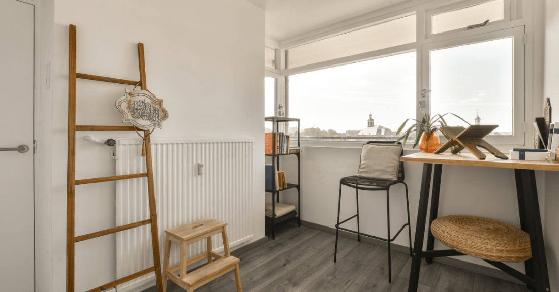 Small Corner Desk Ideas for Maximizing Work Space - FUTURISTIC ARCHITECTURE