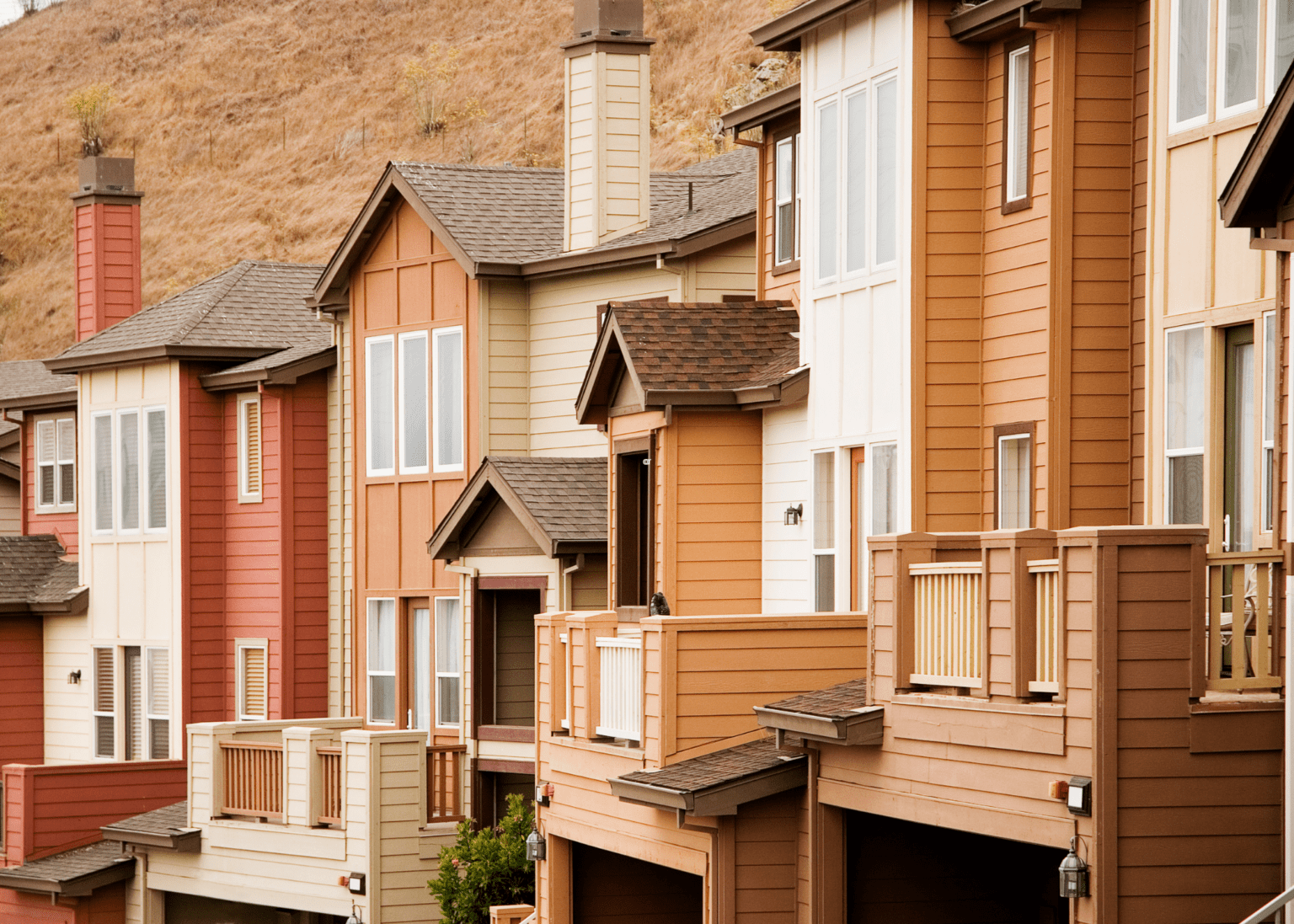 What Is a Row House? Exploring the Charm and History of Urban Living ...